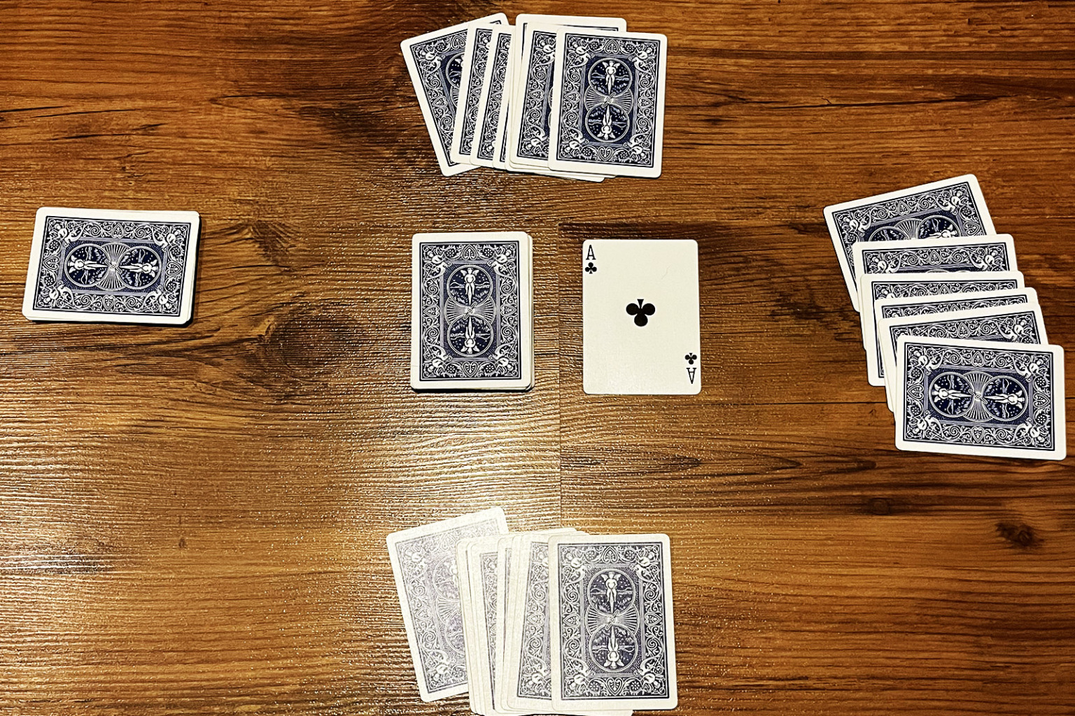 Bataille – Comment jouer et règles – Jeux de cartes