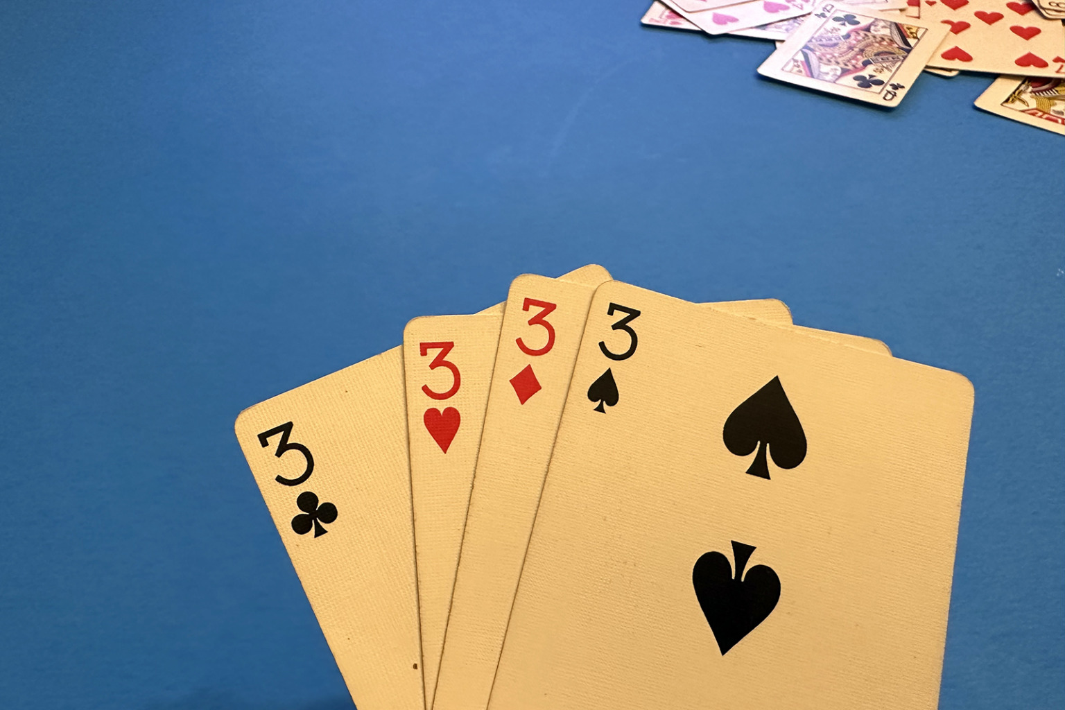 Rami – Comment jouer et règles – Jeux de cartes